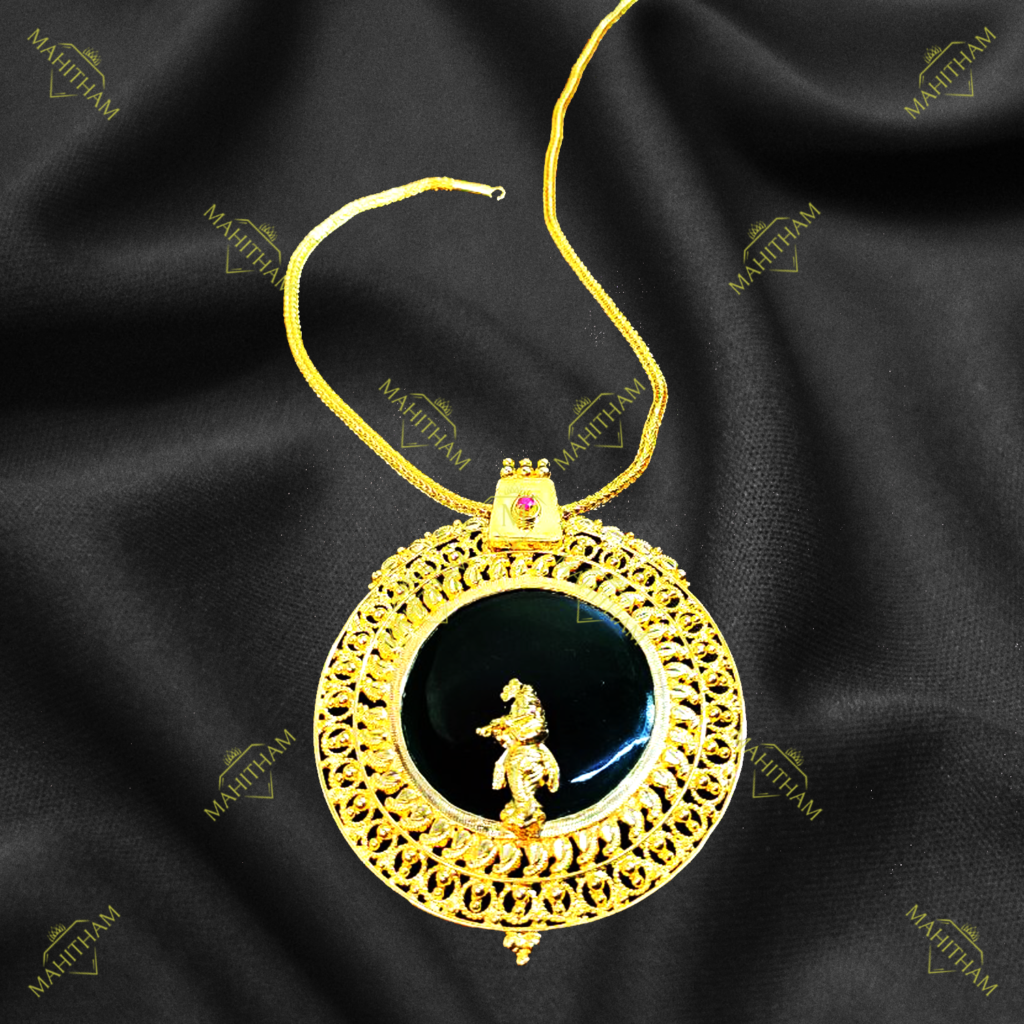 Krishna inside Big Green Circle Designed Locket Chain MG- 1998 ...